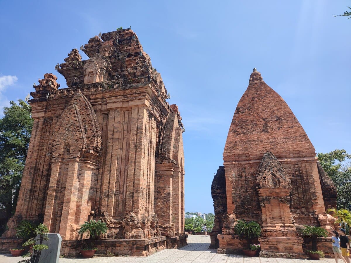 The Ultimate Vietnam Backpacking Guide (1 Month Itinerary)